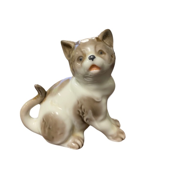 Vintage | Accents | Vintage Miniature Cat Figurine Japan | Poshmark